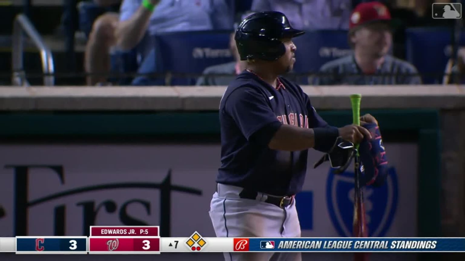 José Ramírez's walk scores one run in the 7th inning | 04/14/2023 ...