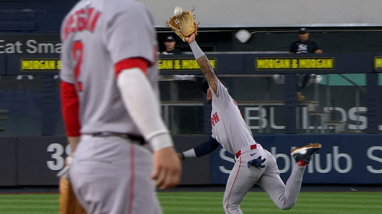 Ceddanne Rafaela's running catch | 08/24/2025 | MLB.com