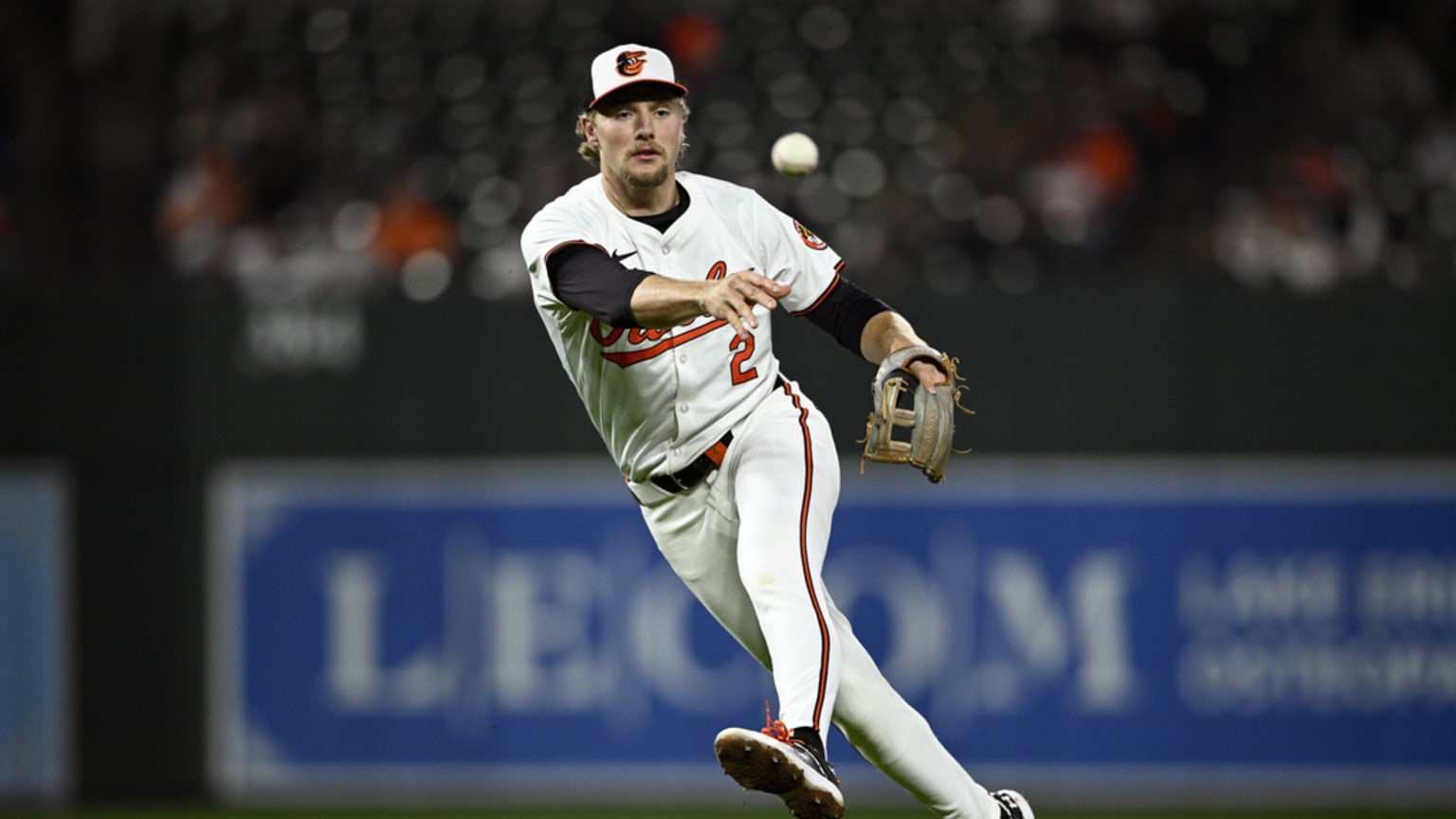 Gunnar Henderson's sweet pick at shortstop | 04/01/2024 | Baltimore Orioles