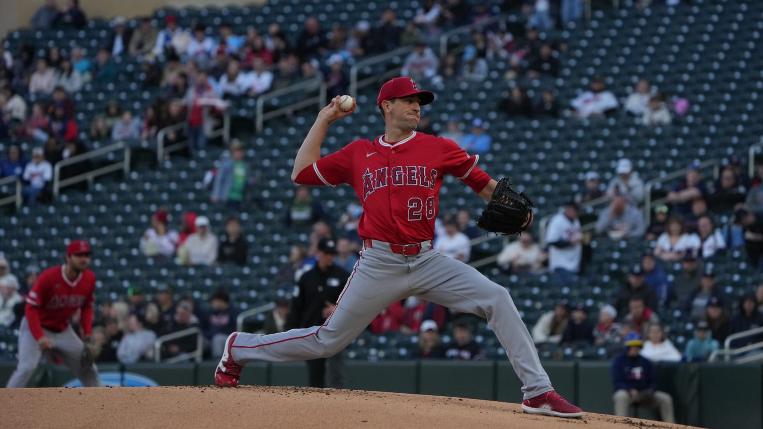 Kyle Hendricks fans Byron Buxton | 04/25/2025 | Los Angeles Angels