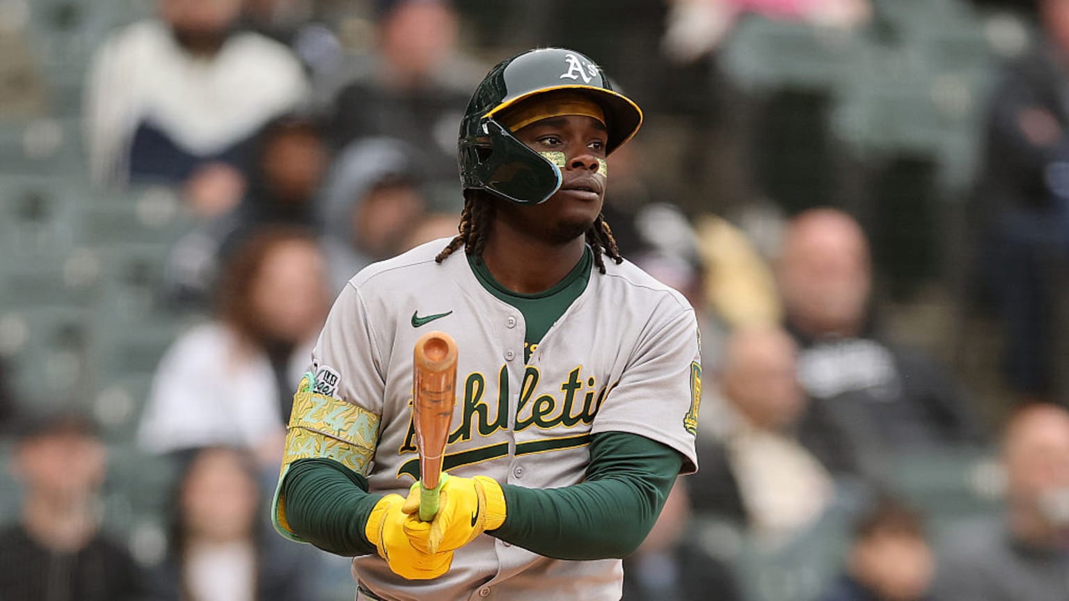 Lawrence Butler's solo home run (2) | 04/17/2025 | MLB.com