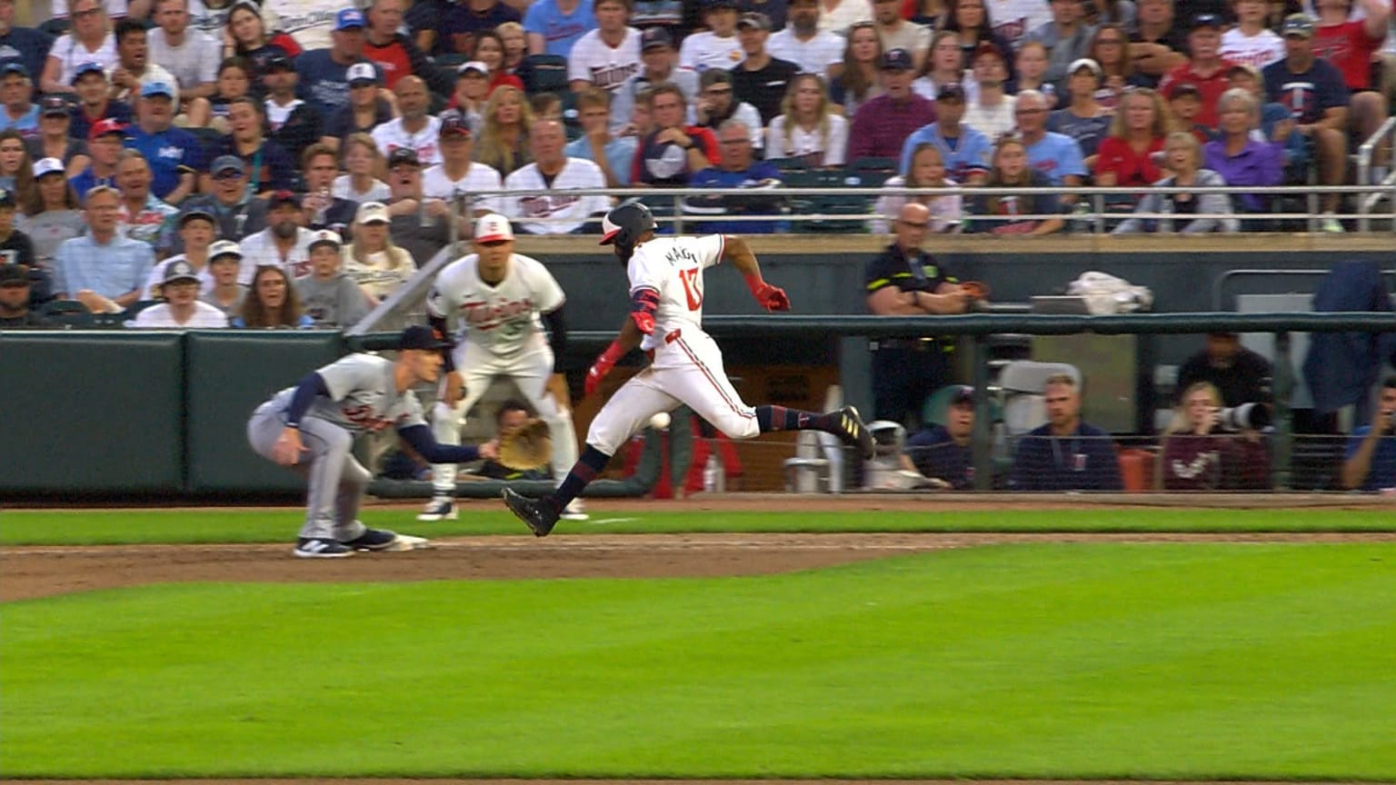 Beau Brieske throws out Manuel Margot after a review | 07/02/2024 ...