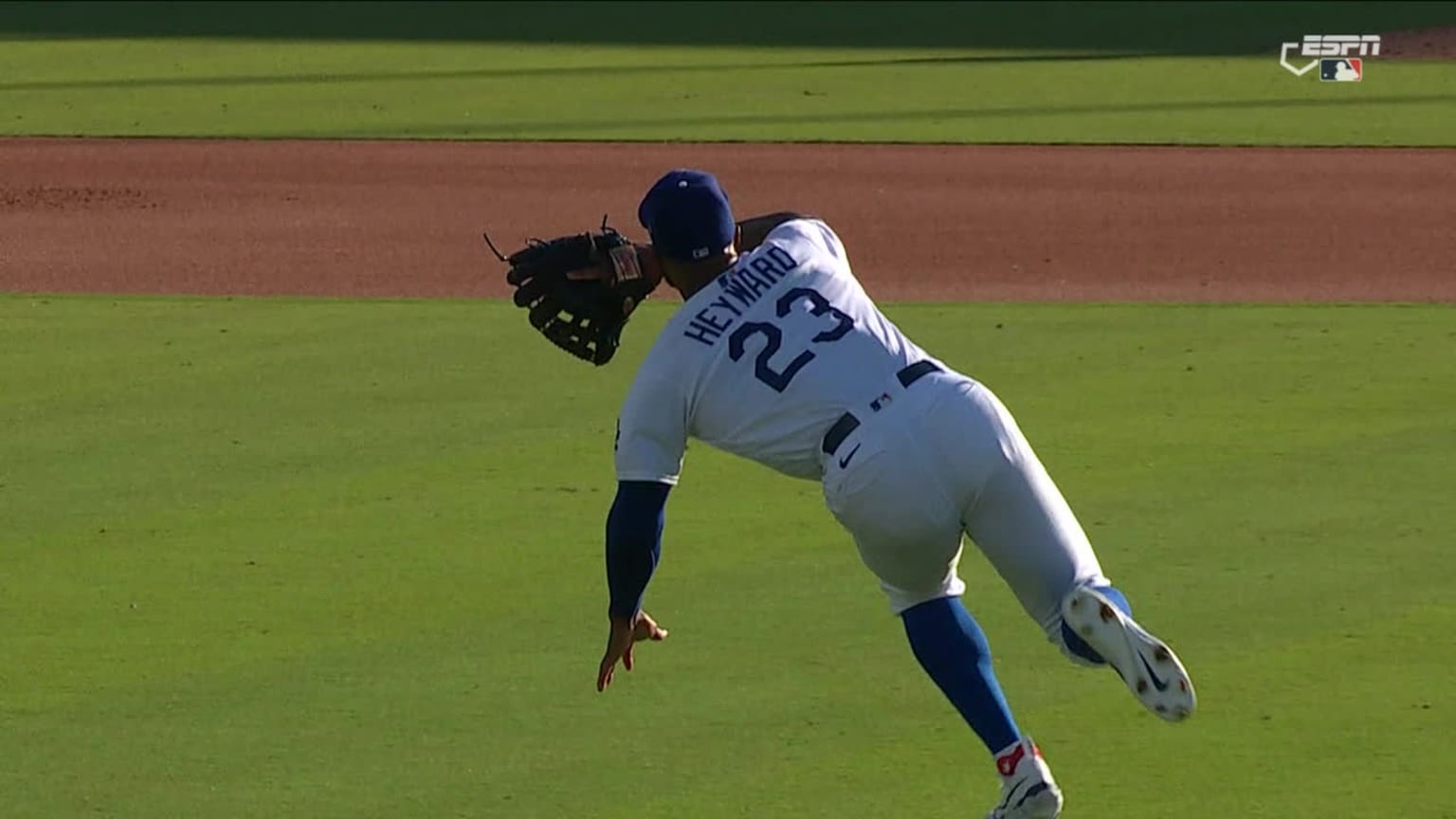 Jason Heyward makes a sliding grab in right field | 06/25/2023 | Los ...
