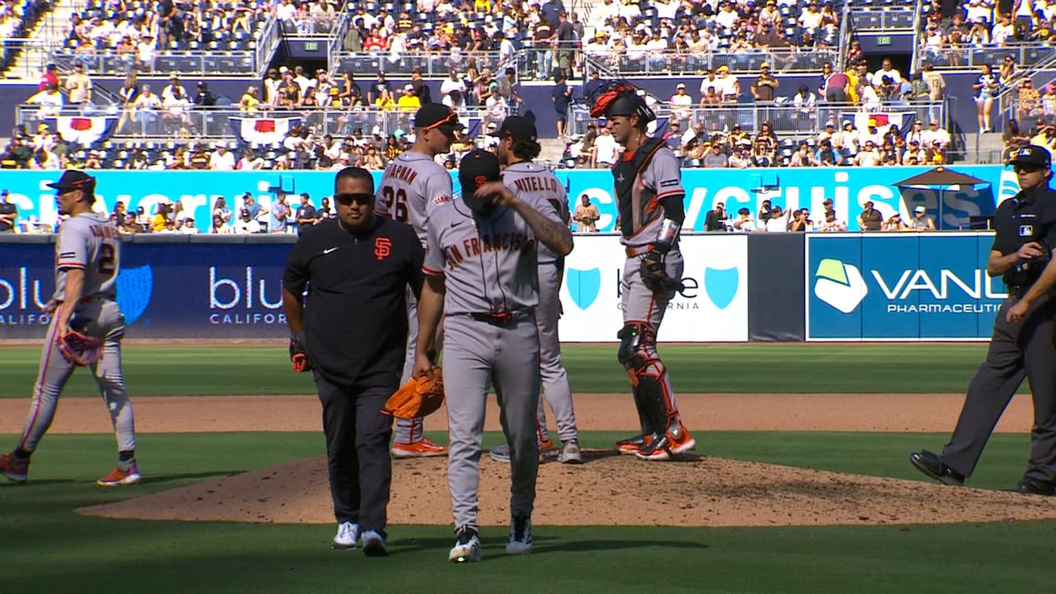 José Buttó exits due to injury | 04/01/2026 | San Francisco Giants