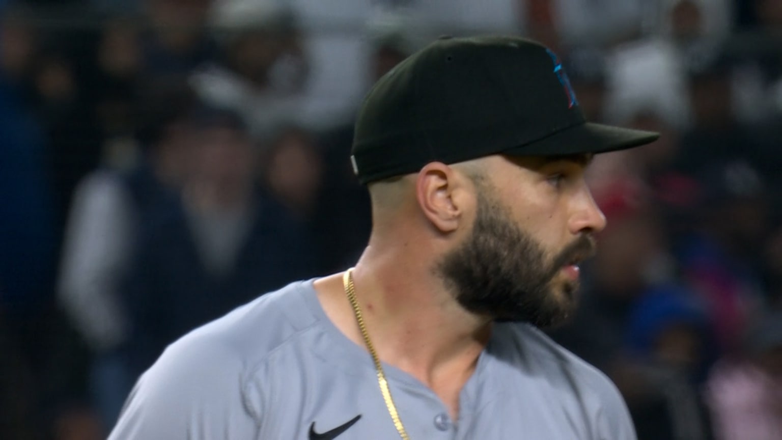 Tanner Scott strikes out Gleyber Torres to escape jam | 04/10/2024 ...