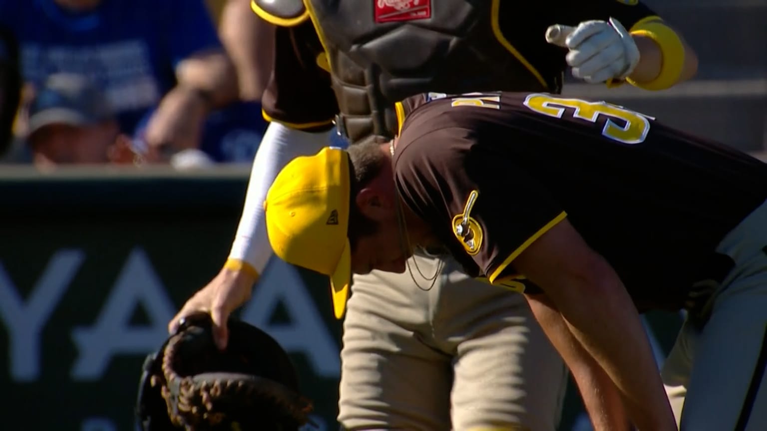 Cole Paplham exits after being struck by comebacker | 02/23/2025 | San ...