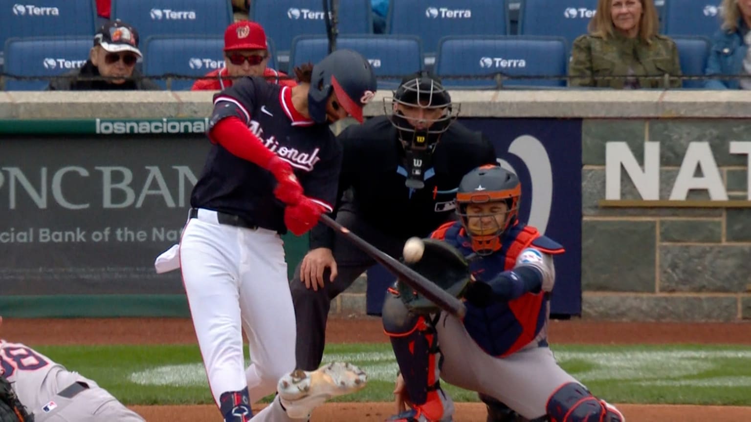 Jesse Winker hits an RBI single | 04/21/2024 | Washington Nationals