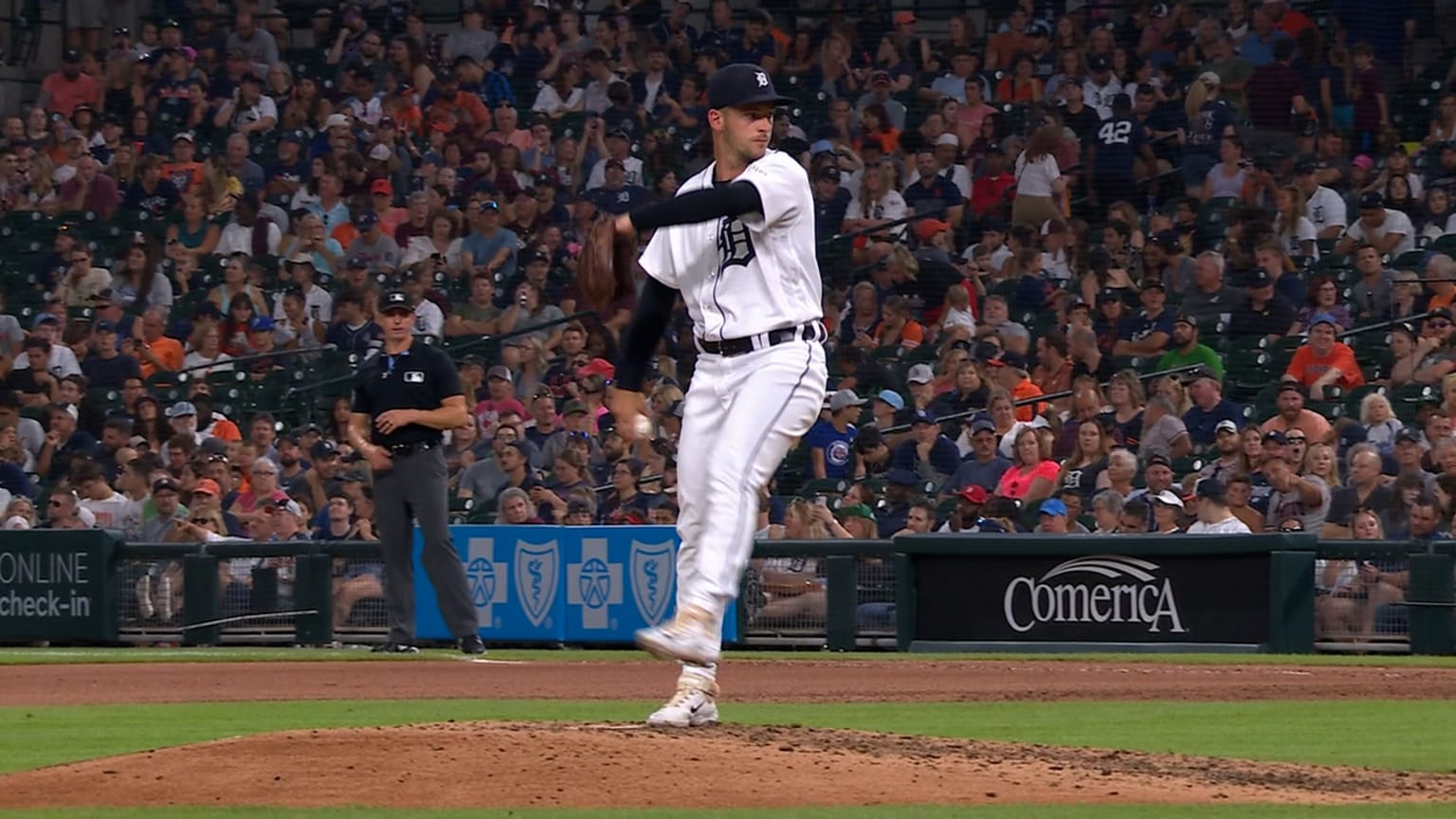 Zach Short comes in and tosses a clean 9th inning | 08/04/2023 ...