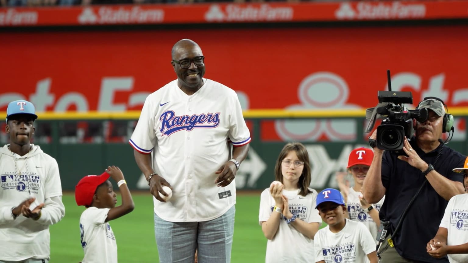Bob Kendrick's first pitch prior to the Rangers game | 04/22/2023 ...