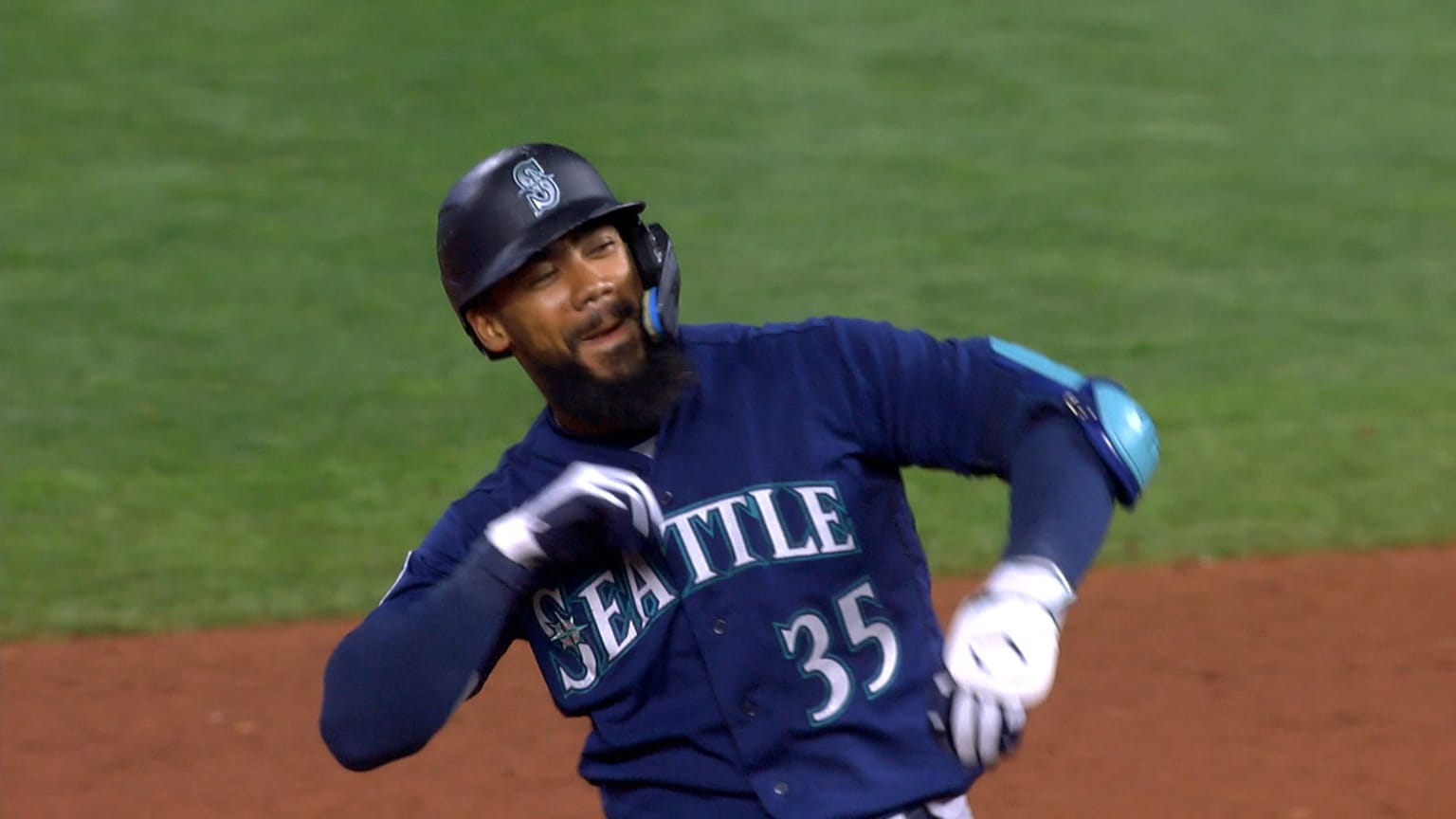 Teoscar Hernández collects 2nd career five-hit game | 08/15/2023 ...