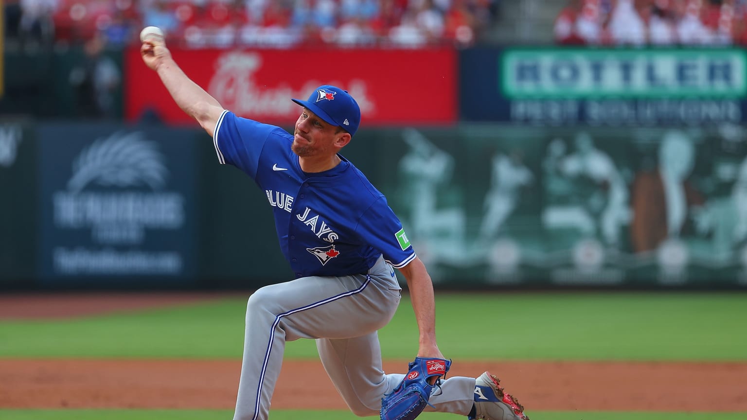 Chris Bassitt fans Willson Contreras | 06/10/2025 | Toronto Blue Jays