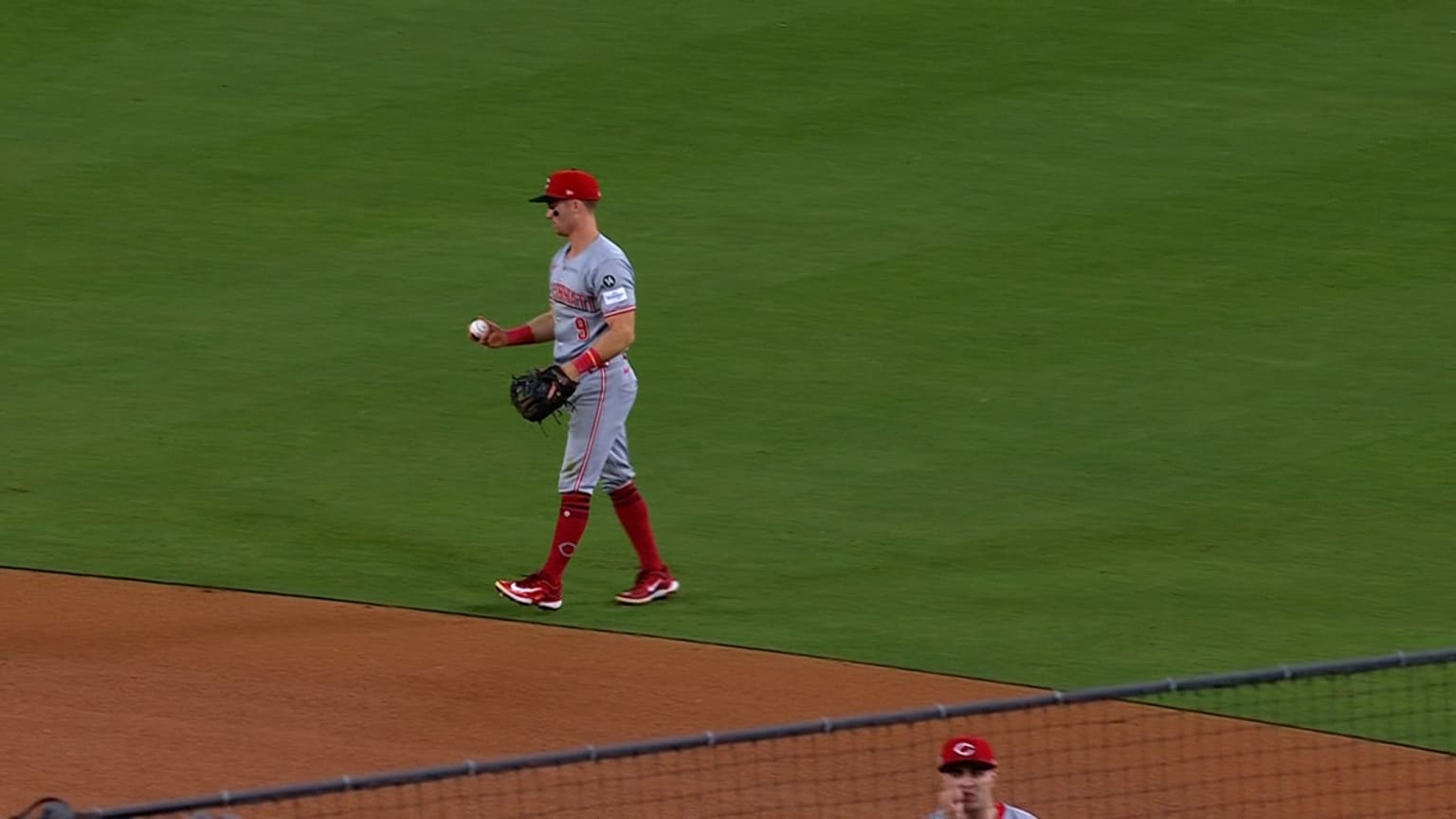 Matt McLain atrapa el lineazo | 01/10/2025 | Los Reds de Cincinnati