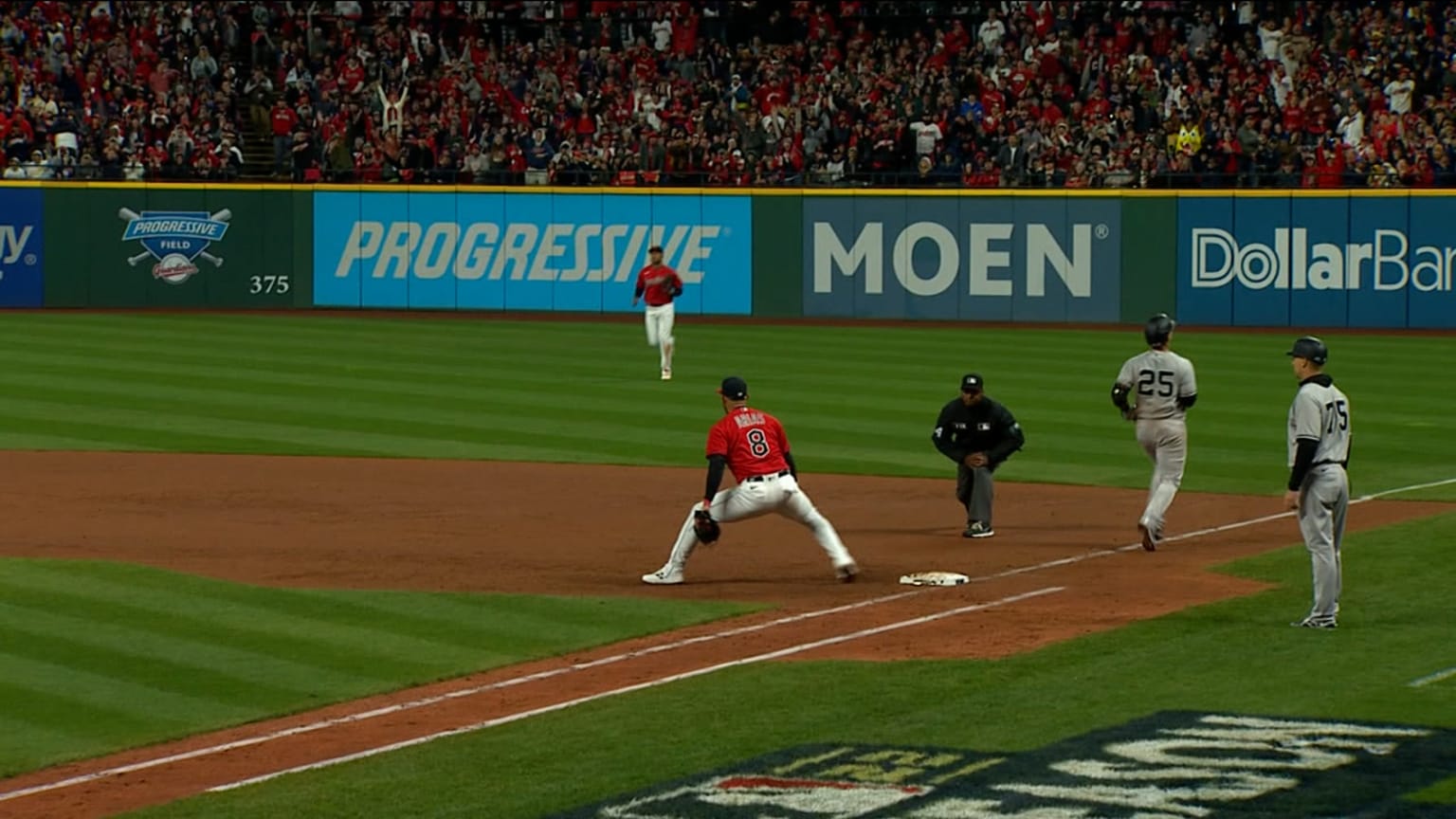 Gran jugada de José Ramírez | 16/10/2022 | Lasmayores.com