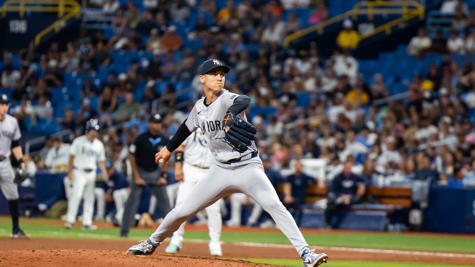 Luke Weaver escapes the jam in the 6th | 07/10/2024 | New York Yankees
