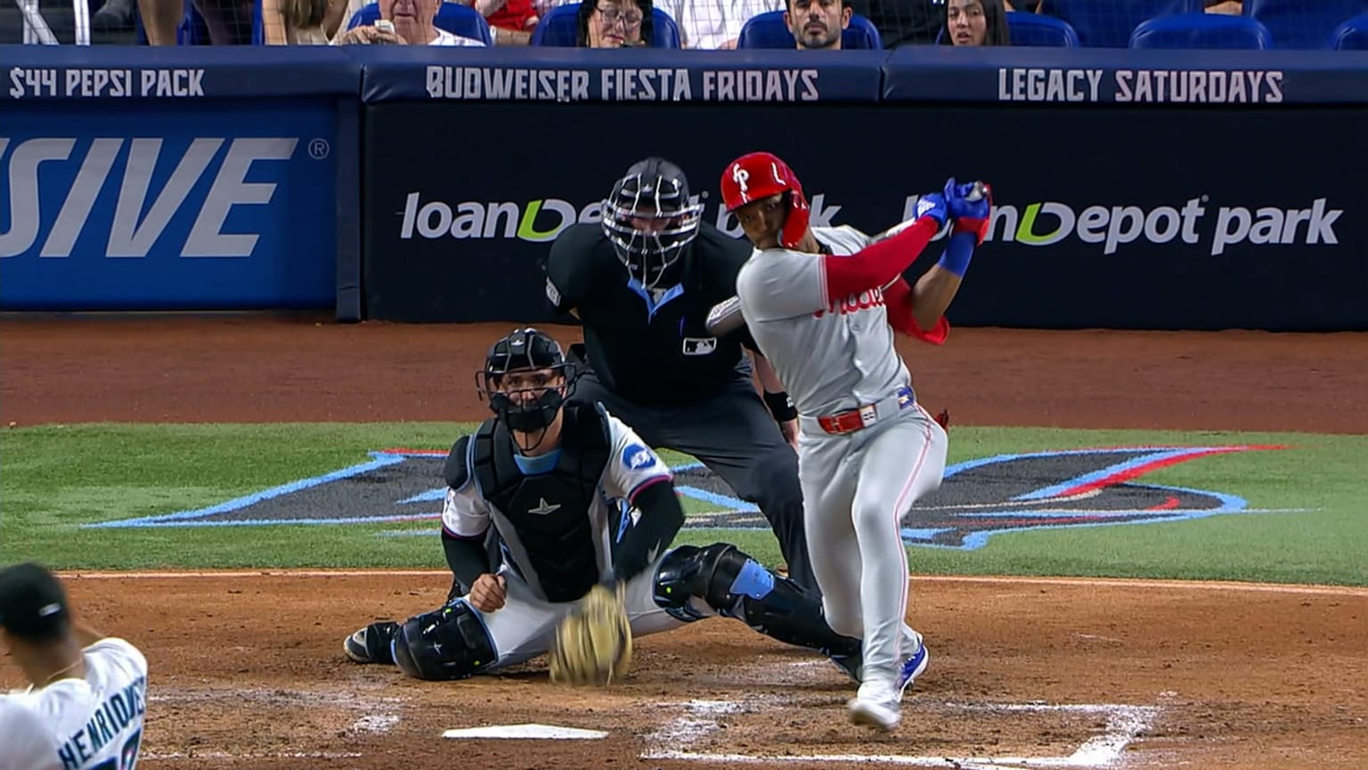 Johan Rojas' RBI single | 06/17/2025 | Philadelphia Phillies