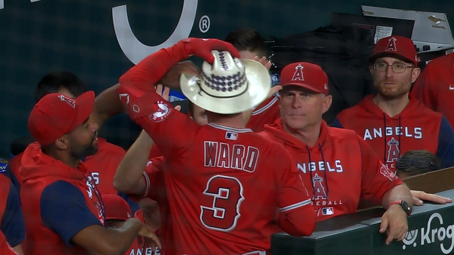 Taylor Ward starts off the scoring with a home run | 09/21/2022 | MLB.com