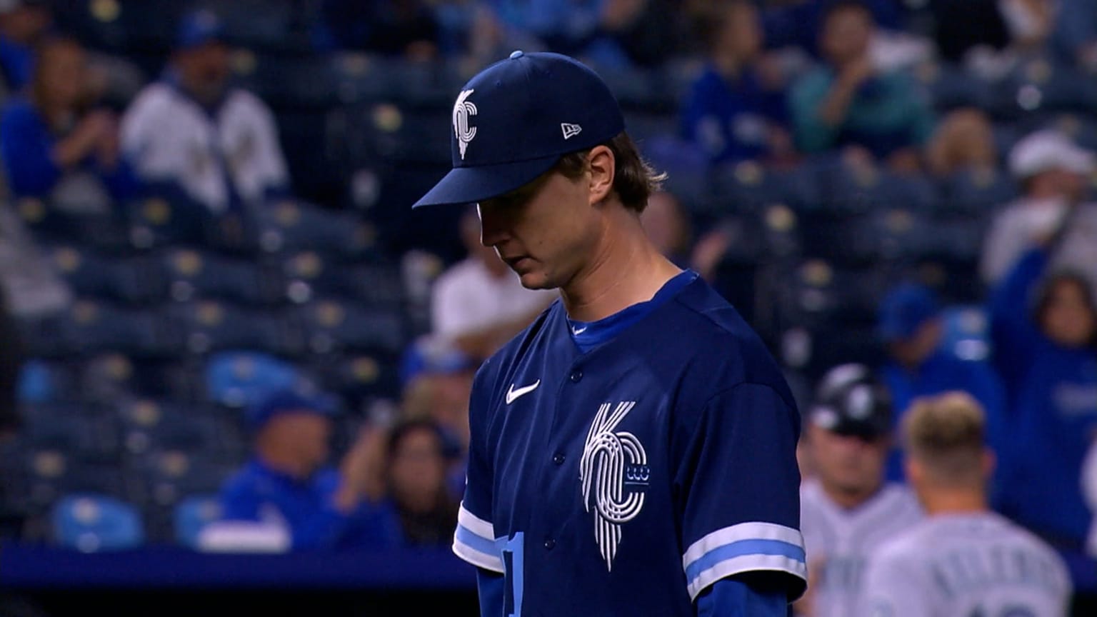 Brady Singer strikes out eight over seven innings | 09/23/2022 | Kansas ...