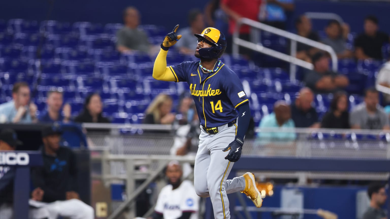 Andruw Monasterio's solo home run (1) | 05/20/2024 | MLB.com