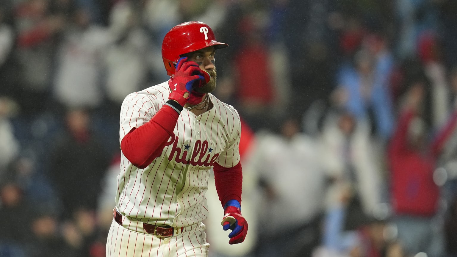 Where does Harper rank among superstar signings? | 04/03/2024 | MLB.com