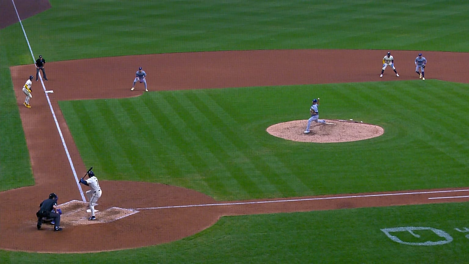 Tyler Black's go-ahead RBI groundout | 08/15/2024 | Milwaukee Brewers
