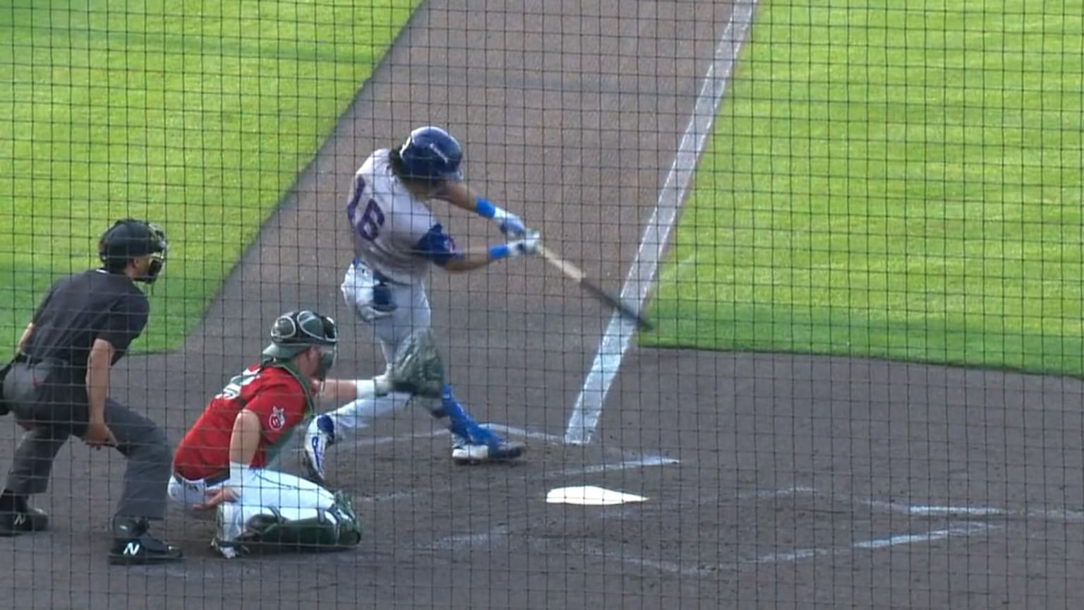 Ariel Armas' three-run double | 06/10/2025 | Chicago Cubs