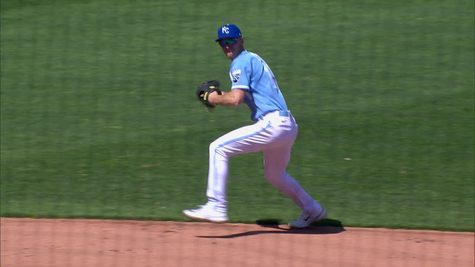 Matt Duffy makes a strong throw to nab Carlos Correa | 04/02/2023 ...