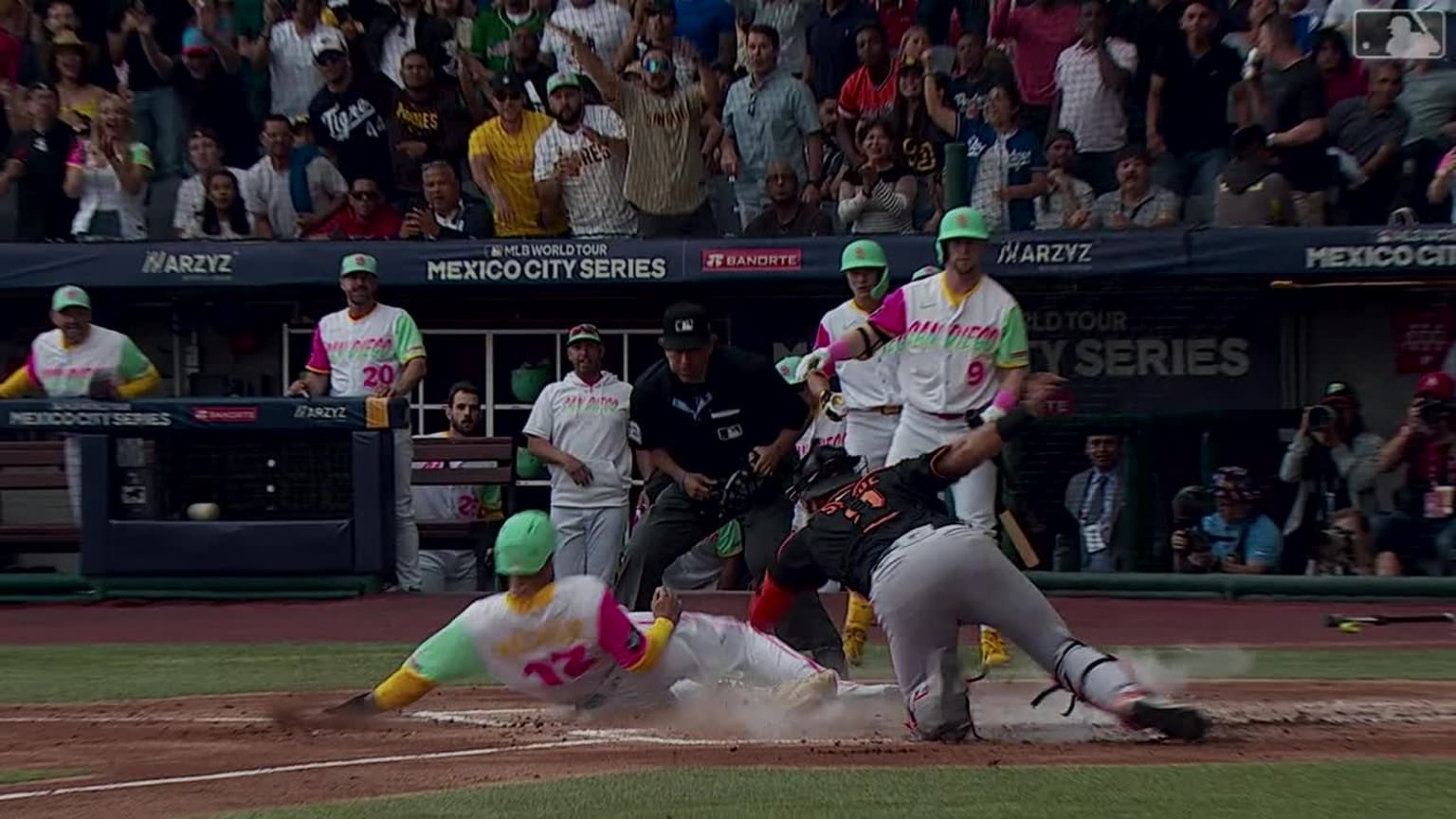 Nelson Cruz hits RBI comebacker off Manaea | 04/29/2023 | MLB.com