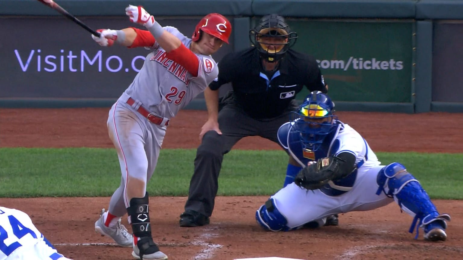TJ Friedl rips an RBI single to right field in 2nd | 06/13/2023 ...