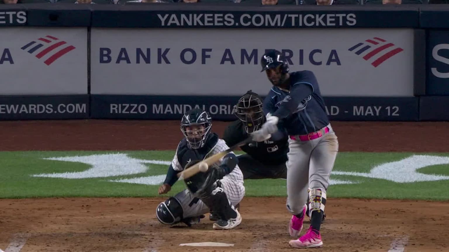 Yandy Díaz smokes an RBI double to left field | 05/11/2023 | Tampa Bay Rays