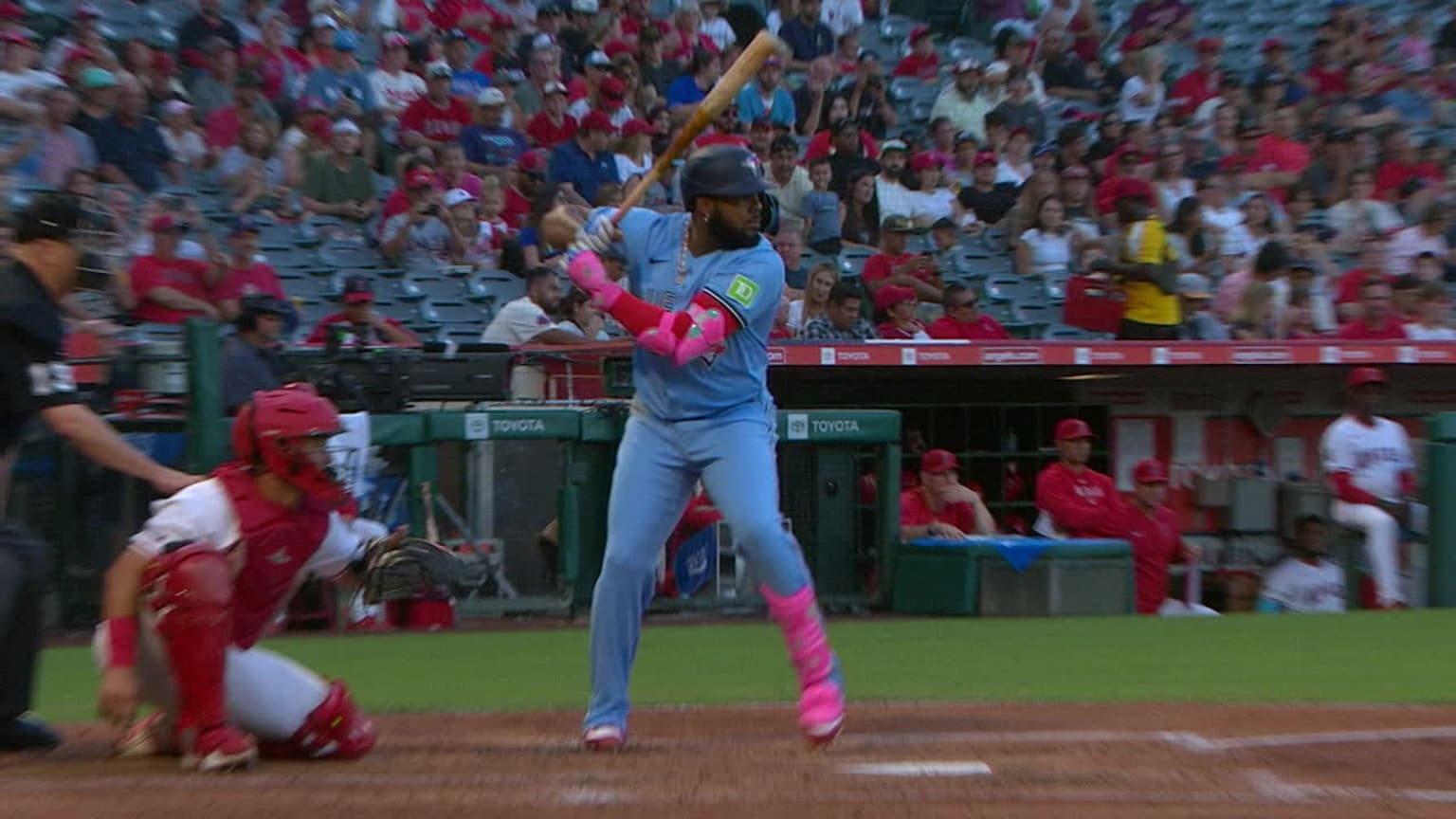 Guerrero Jr. produce con sencillo al RF | 14/08/2024 | Los Blue Jays de ...