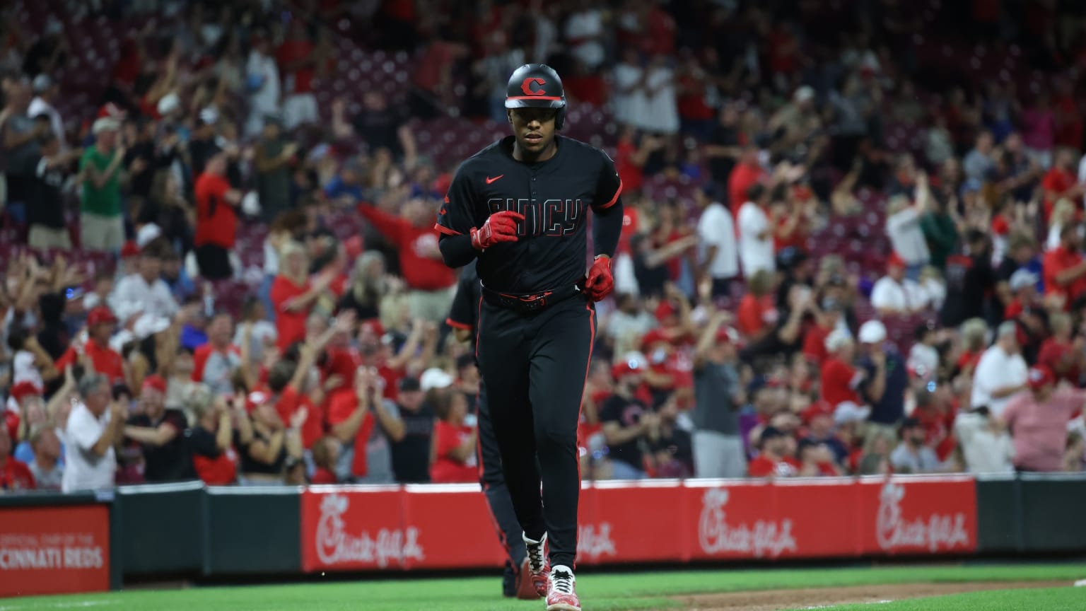 Ke'Bryan Hayes' game-tying homer (5) | 08/29/2025 | MLB.com