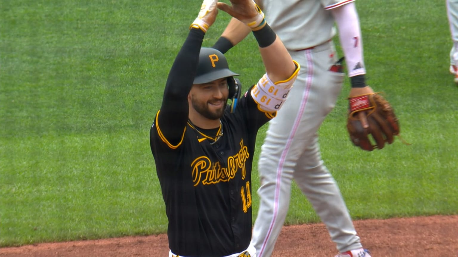 Jared Triolo's RBI double | 06/08/2025 | Pittsburgh Pirates