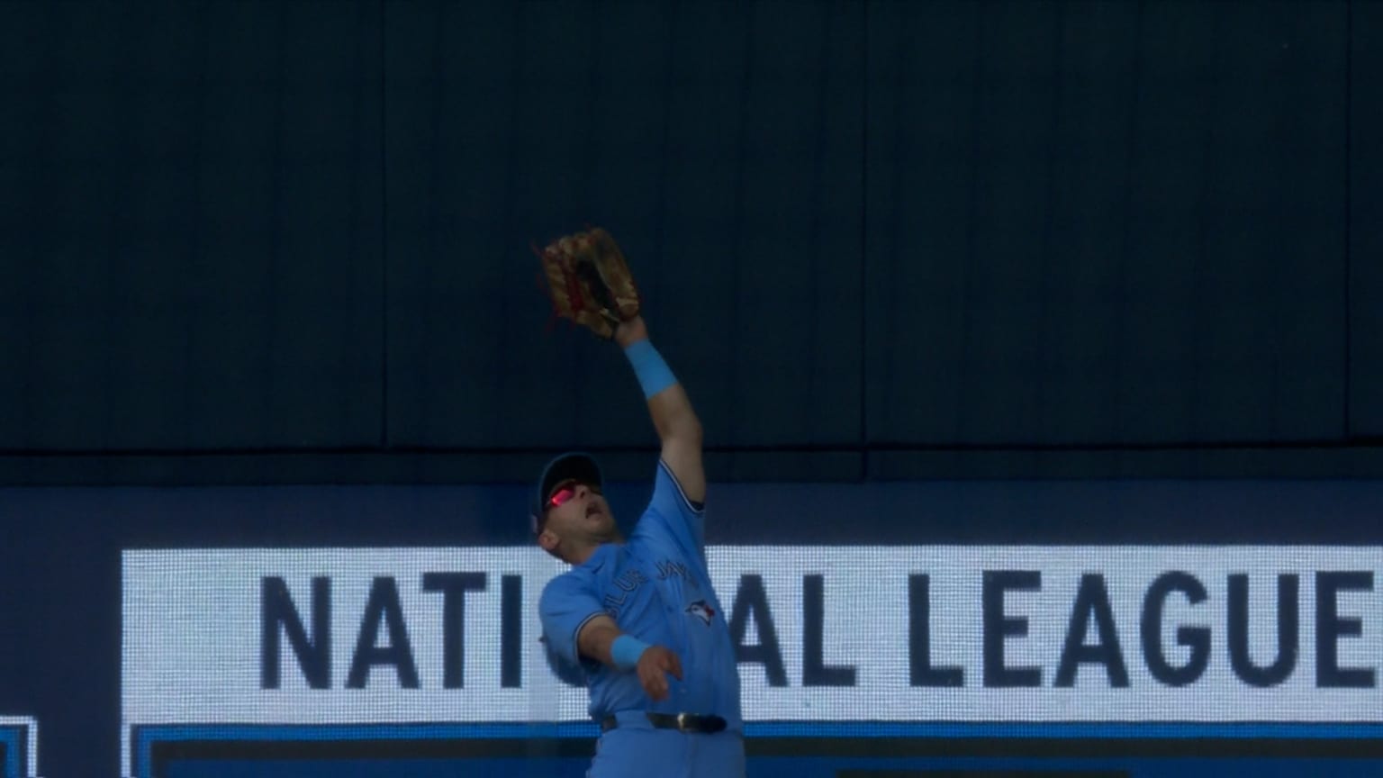 Daulton Varsho's terrific leaping catch | 07/21/2024 | Toronto Blue Jays