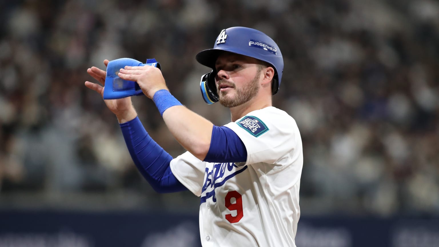 Gavin Lux rips an RBI single to right field | 03/16/2024 | Los Angeles ...