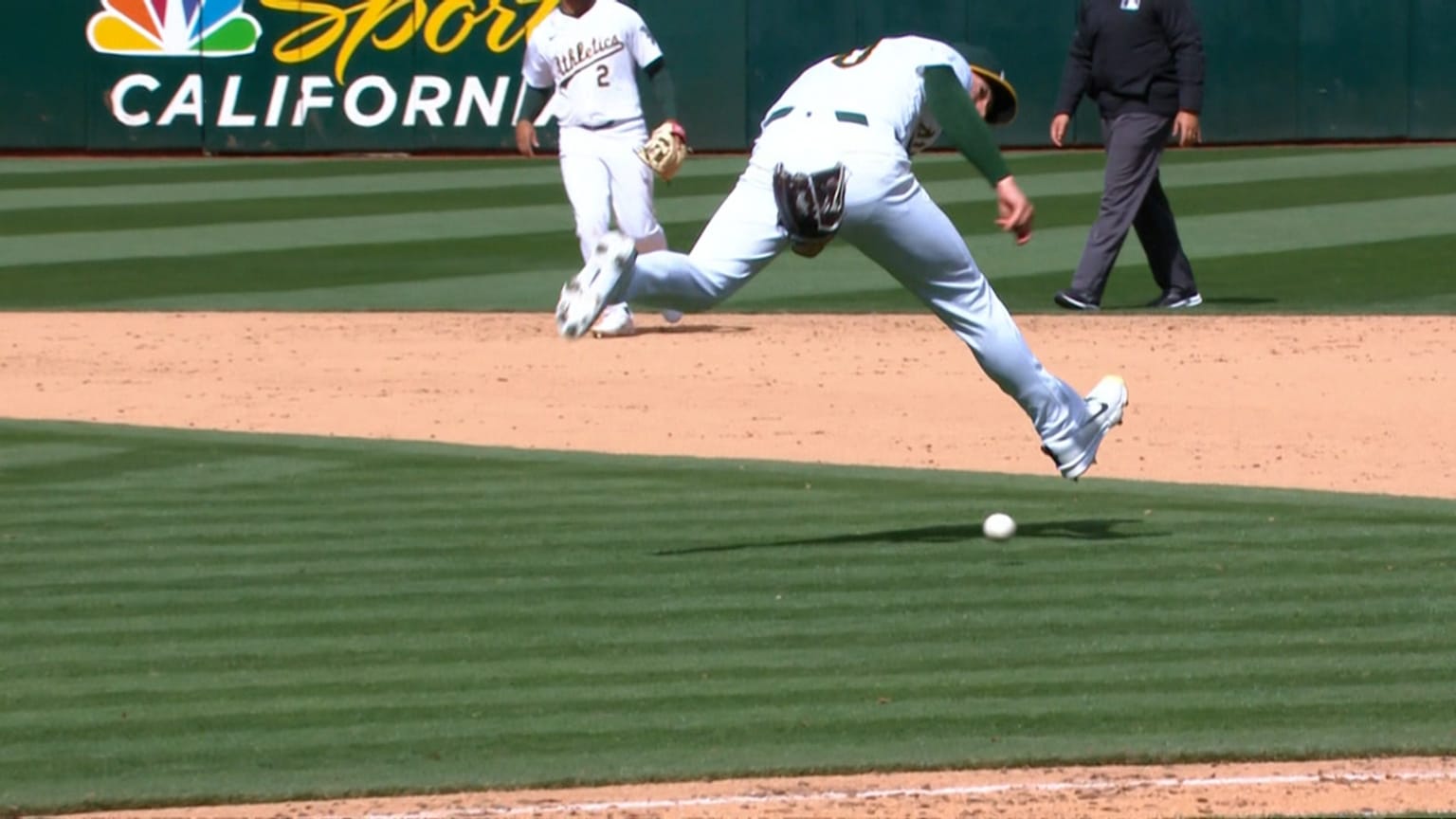 Lucas Erceg sweeps glove through his legs for out | 04/14/2024 | MLB.com