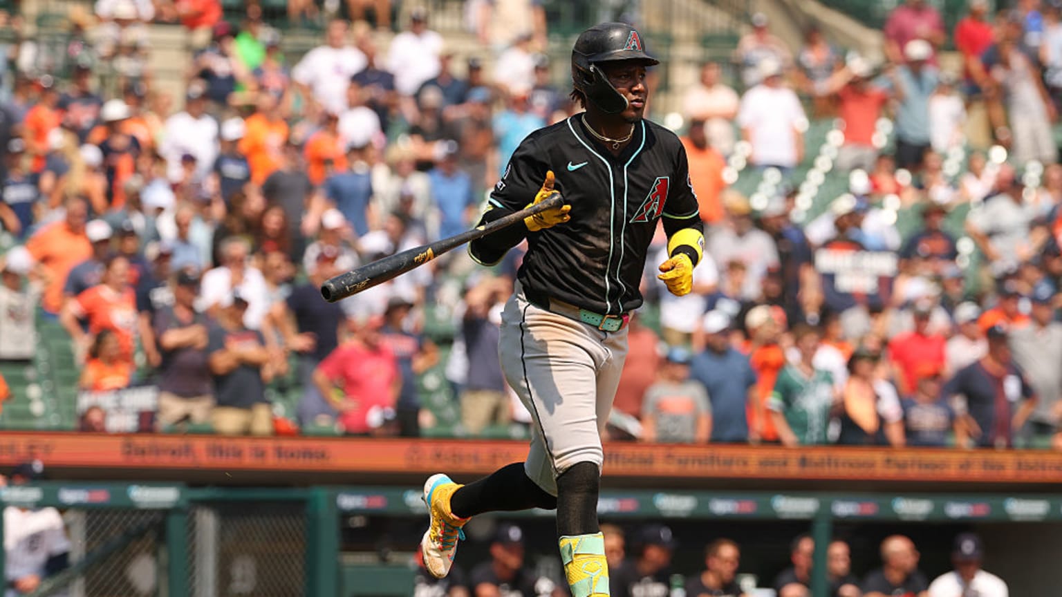 Geraldo Perdomo wins Silver Slugger Award | 11/06/2025 | MLB.com