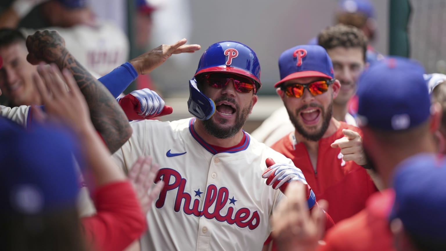 Kyle Schwarber's solo home run (21) | 06/11/2025 | MLB.com