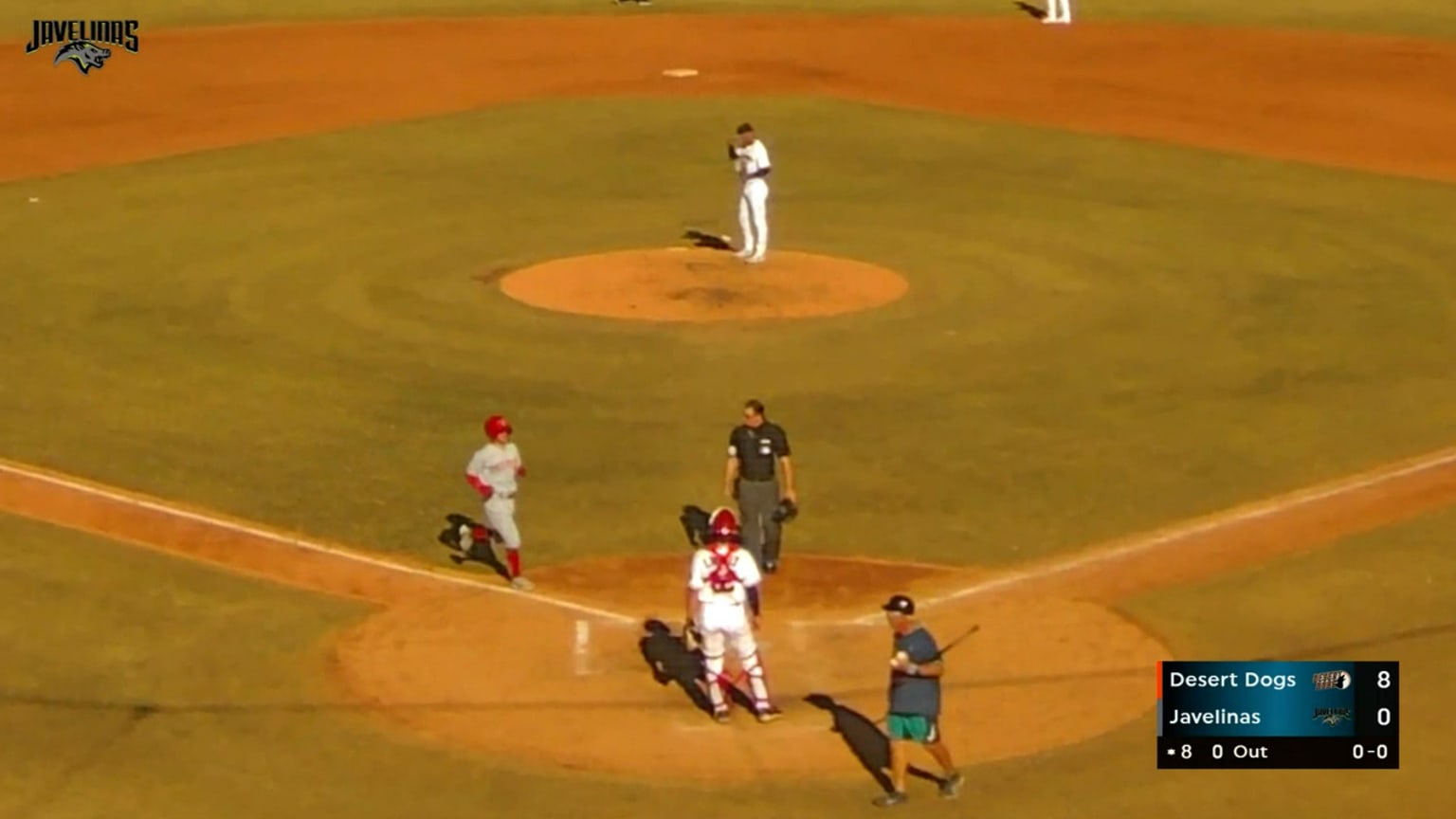 Matt McLain crushes home run in the 8th inning | 11/08/2022 ...