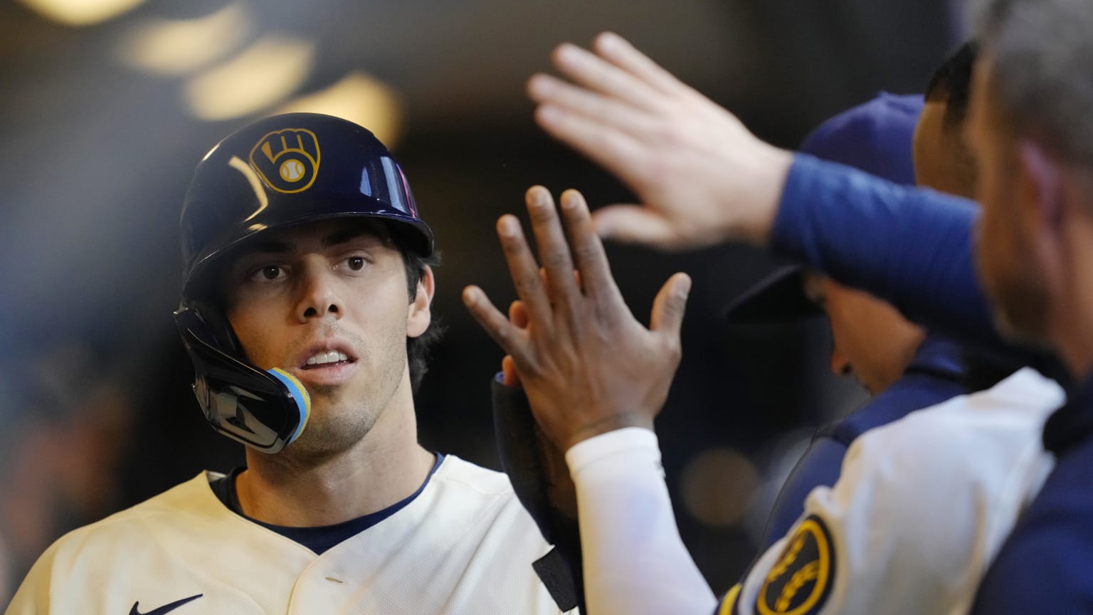 Christian Yelich scores on double play | 06/01/2026 | Milwaukee Brewers