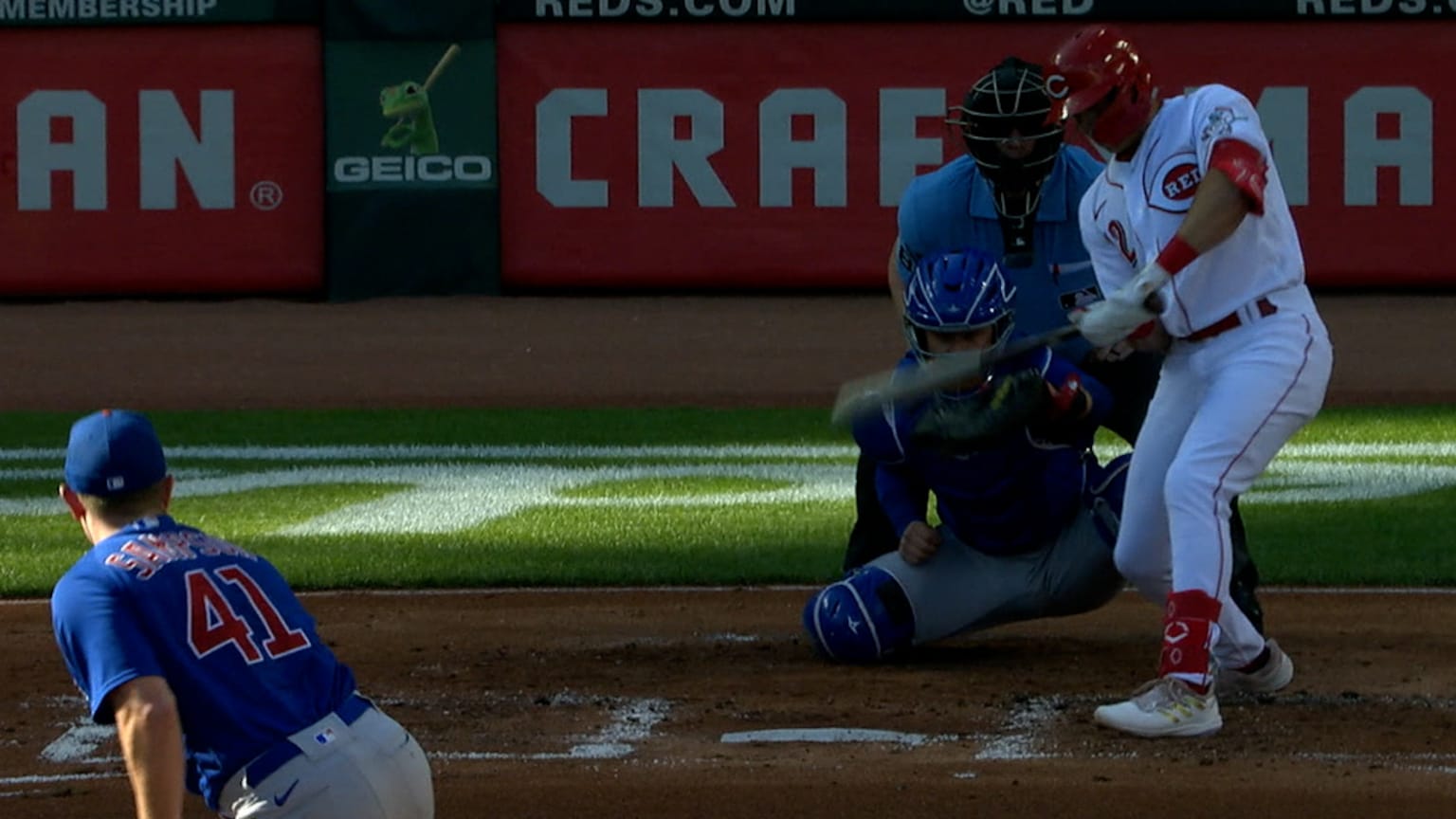 Adrian Sampson fans Spencer Steer to escape jam | 10/05/2022 | MLB.com