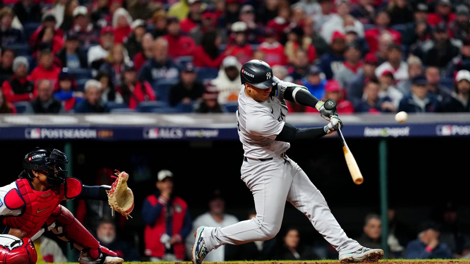 Gleyber Torres' sacrifice fly | 10/17/2024 | New York Yankees