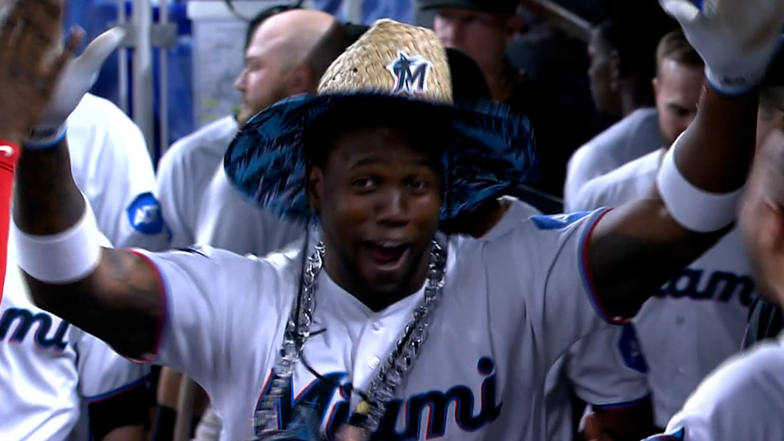 Jorge Soler empata el juego con un jonrón al central | 02/08/2023 | Los ...