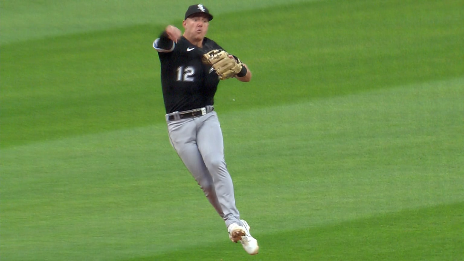 Romy González makes a fantastic play up-the-middle | 05/22/2023 | MLB.com