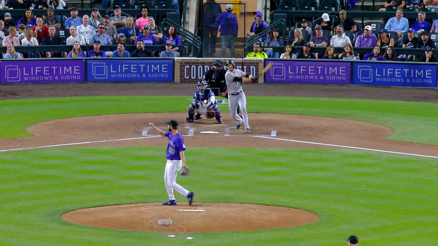 Austin Slater lines an RBI double to right field | 09/20/2022 | San ...