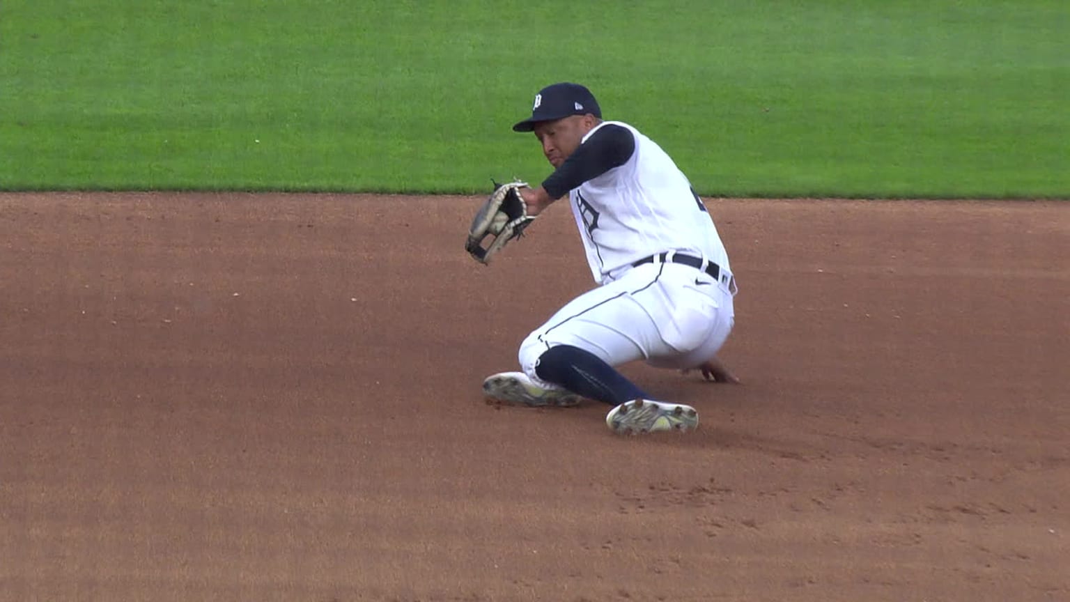 Jonathan Schoop makes a smooth backhanded play | 06/20/2023 | Detroit ...