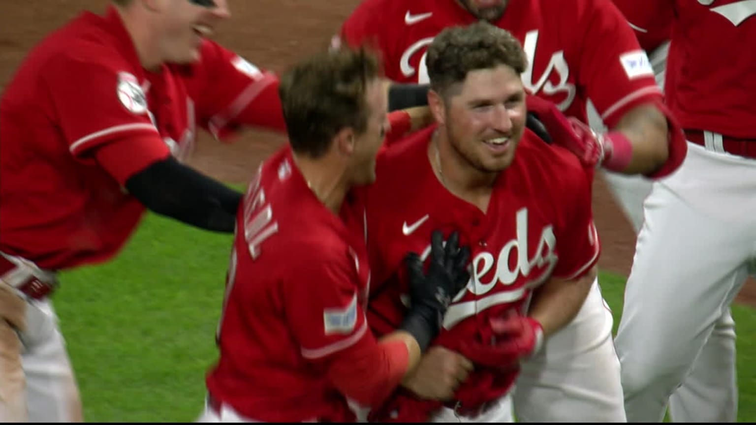 Hunter Renfroe wins game for Reds with walk off | 09/02/2023 ...
