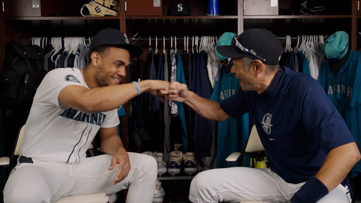 No Fly Zone, huh? | 03/27/2024 | Seattle Mariners