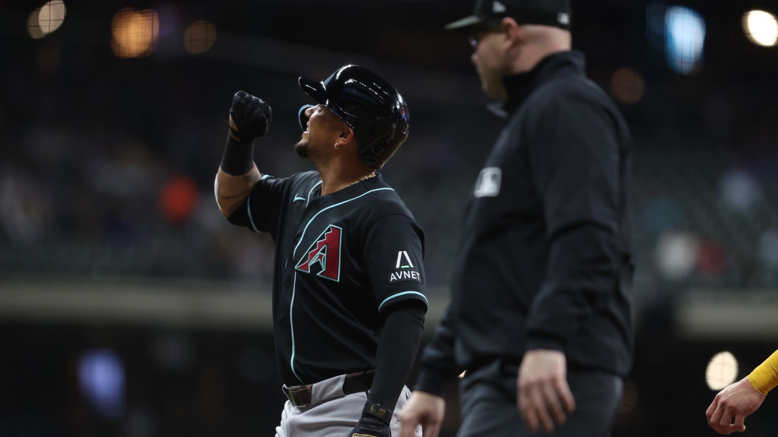 Ildemaro Vargas extends his hit streak to 25 games | 04/29/2026 | MLB.com