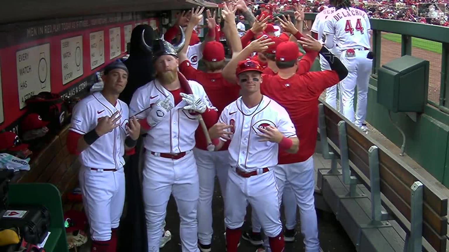 Reds crush three homers in a row to take 3-1 lead | 07/22/2023 ...