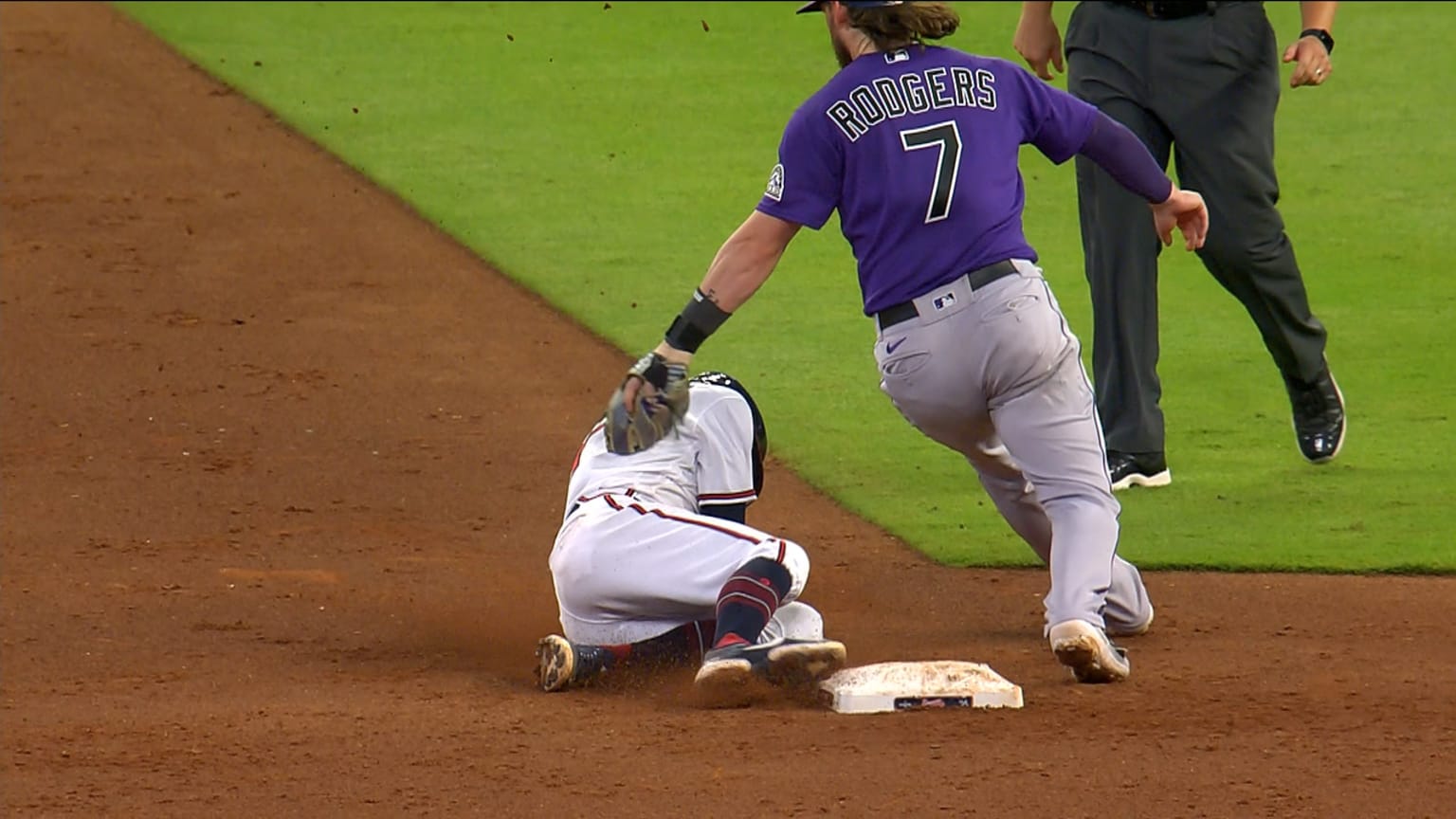 Dansby Swanson is thrown out after review in 3rd | 08/31/2022 | Atlanta ...